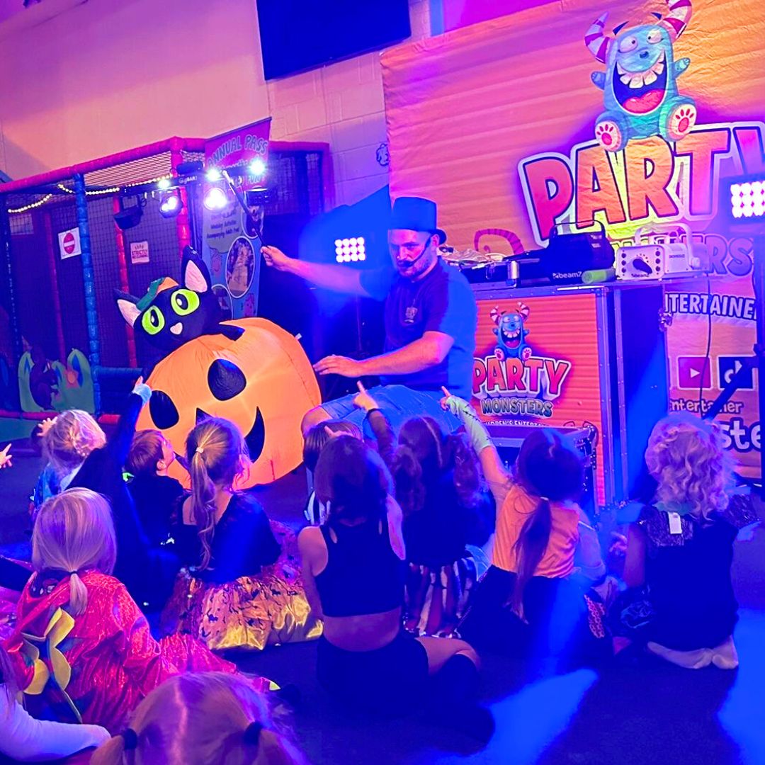 UV Glow In The Dark Discos | Essex, Kent, London & The South East
