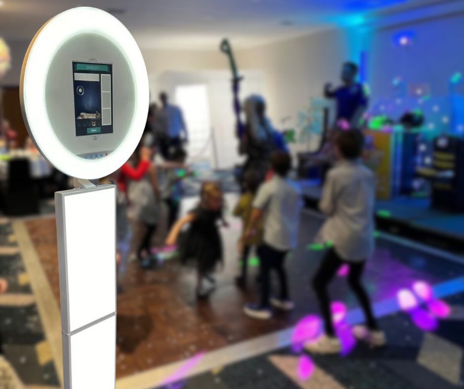 Selfie Pod Hire in Essex, London, Kent & The South East